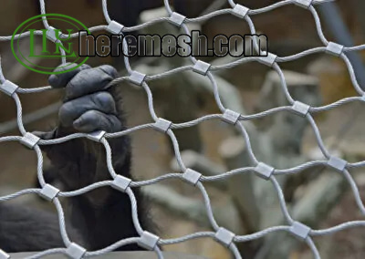 Eco-friendly animal enclosure mesh for animals in zoos
